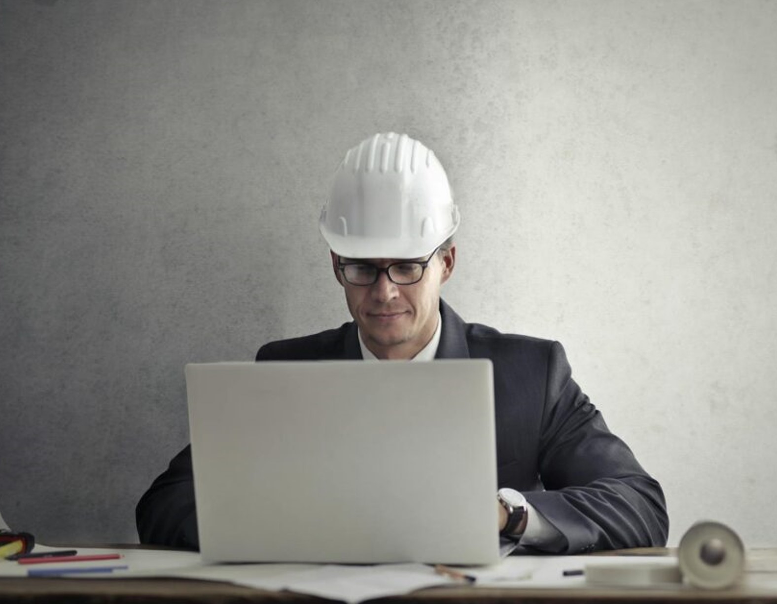 Electrical, CSCS Card And Online Courses - YTA Training